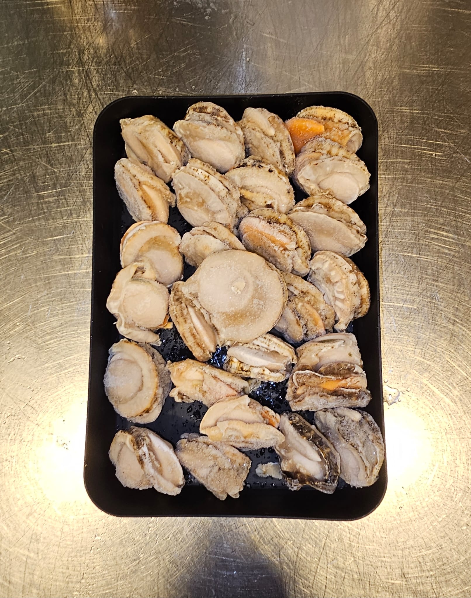 Frozen Japanese Bay Scallop Roe-On [500g] | Greenwood Fish Market